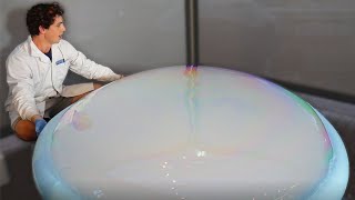 Building the Largest Dry Ice Bubble Shows Strange Science