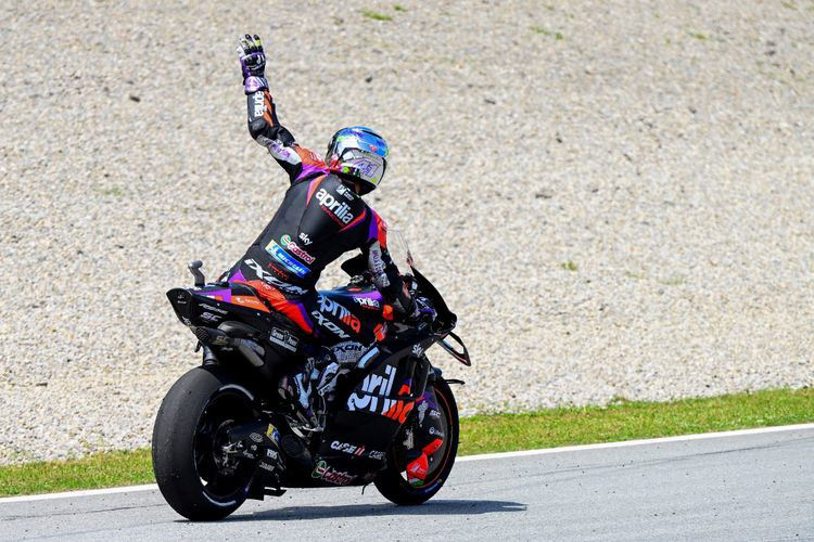 Adik Valentino Rossi Sudah Oke, Aleix Espargaro Jadi Test Rider Honda ... Adik Valentino Rossi Sudah Oke, Aleix Espargaro Jadi Test Rider Honda ...