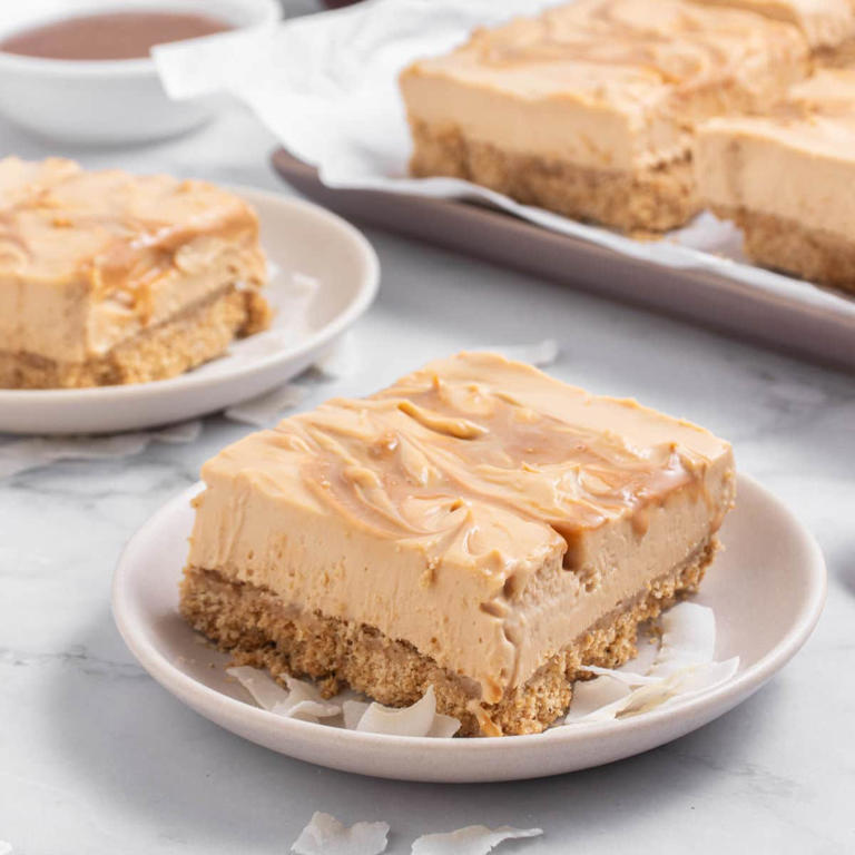 Dulce de Leche Cheesecake Bars