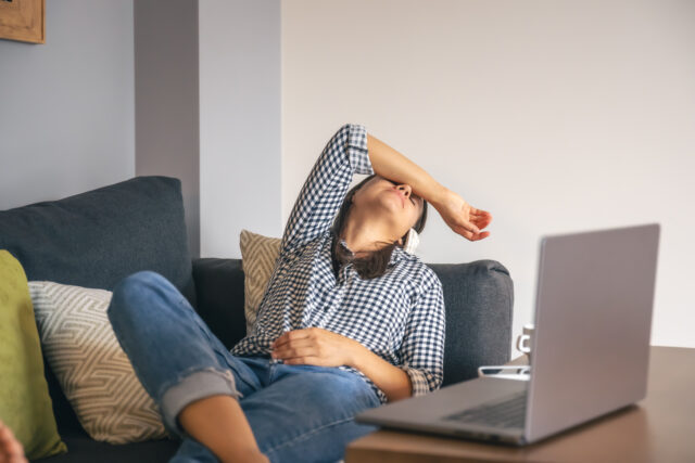 15 Dumb Things Even the Smartest People Do Sometimes