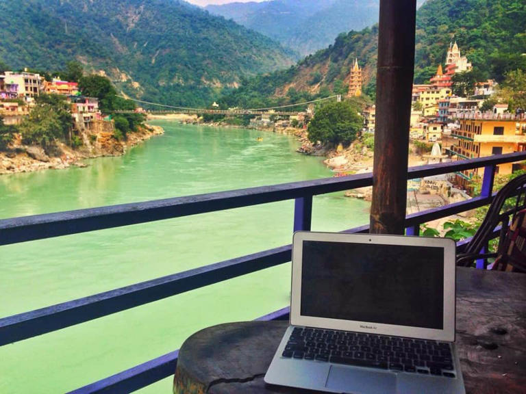 How to Start Freelancing for Beginners: 5 Steps!