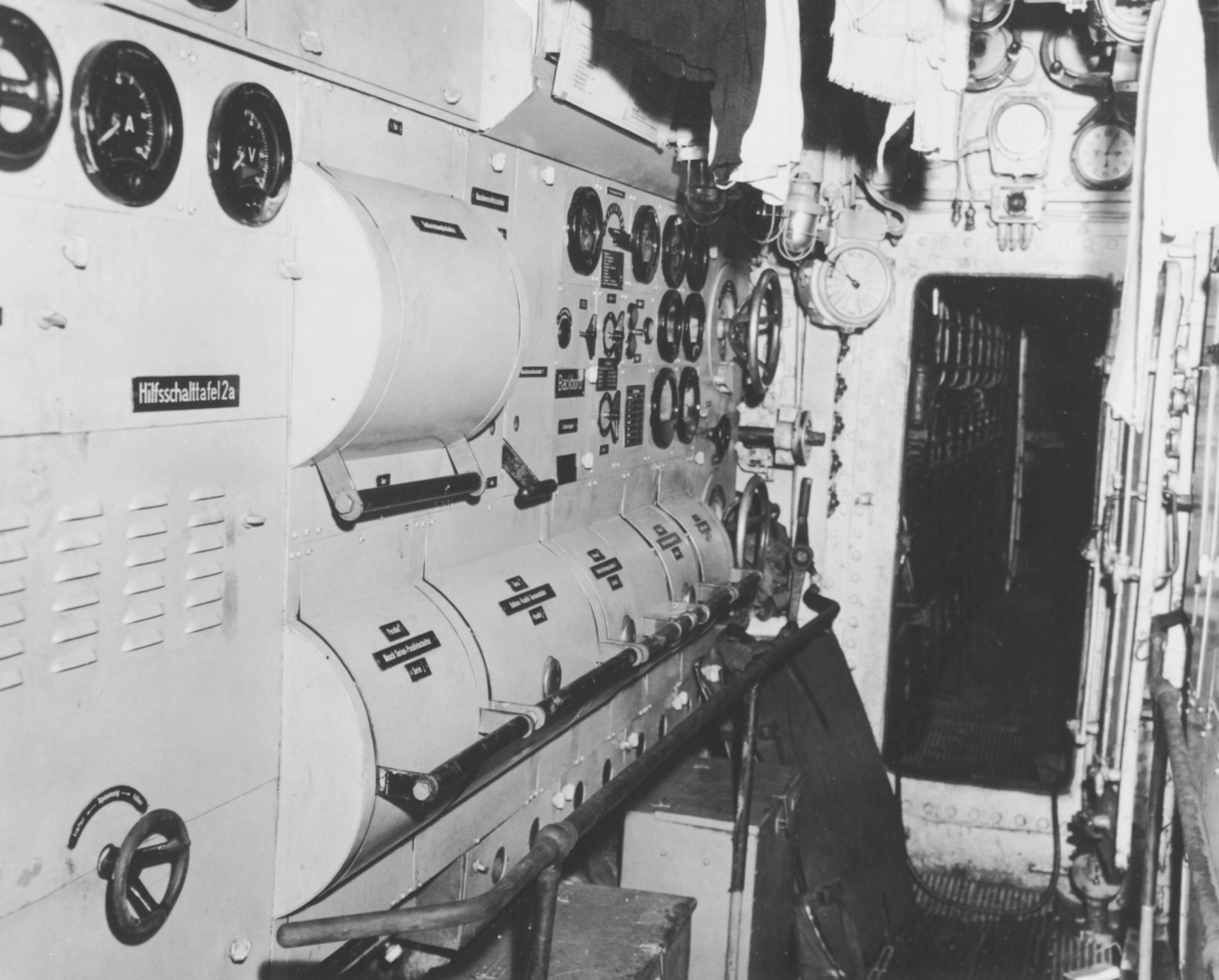 The remarkable story behind the capture of the German submarine U-505