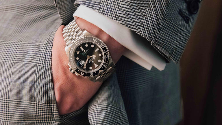 Christopher Ward quietly launches an affordable GMT with Rolex 'Bruce ...