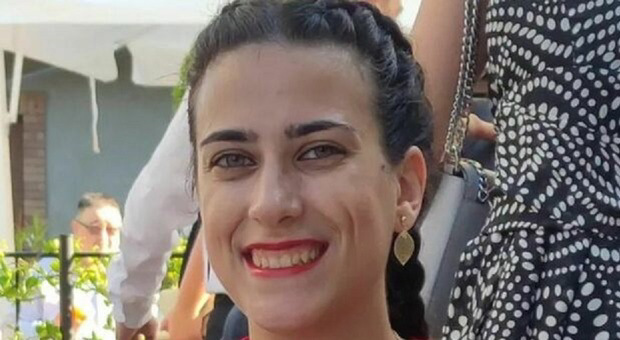 Cristina Frazzica morta a Napoli, è stata speronata sul kayak: è caccia ... Cristina Frazzica morta a Napoli, è stata speronata sul kayak: è caccia ...