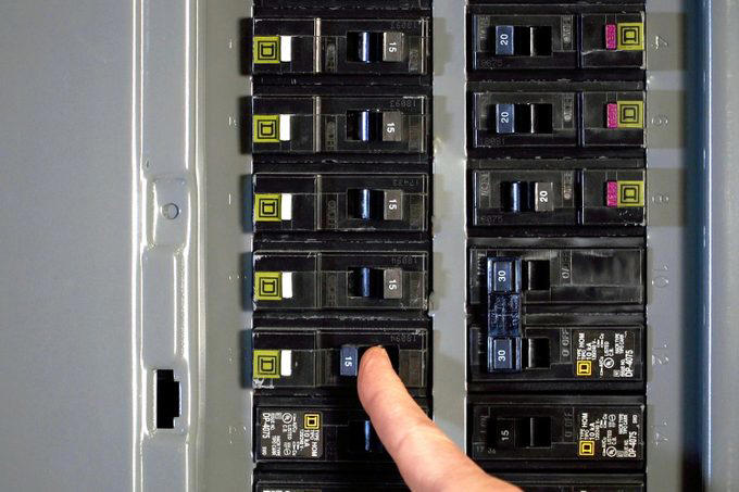 How To Wire a 3-Way Light Switch: a 3-Way Switch Wiring Guide