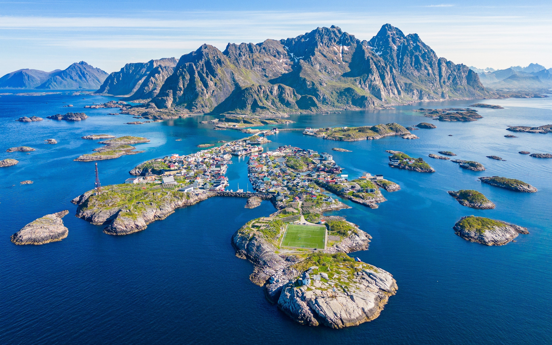Norwegian islands that everyone should visit