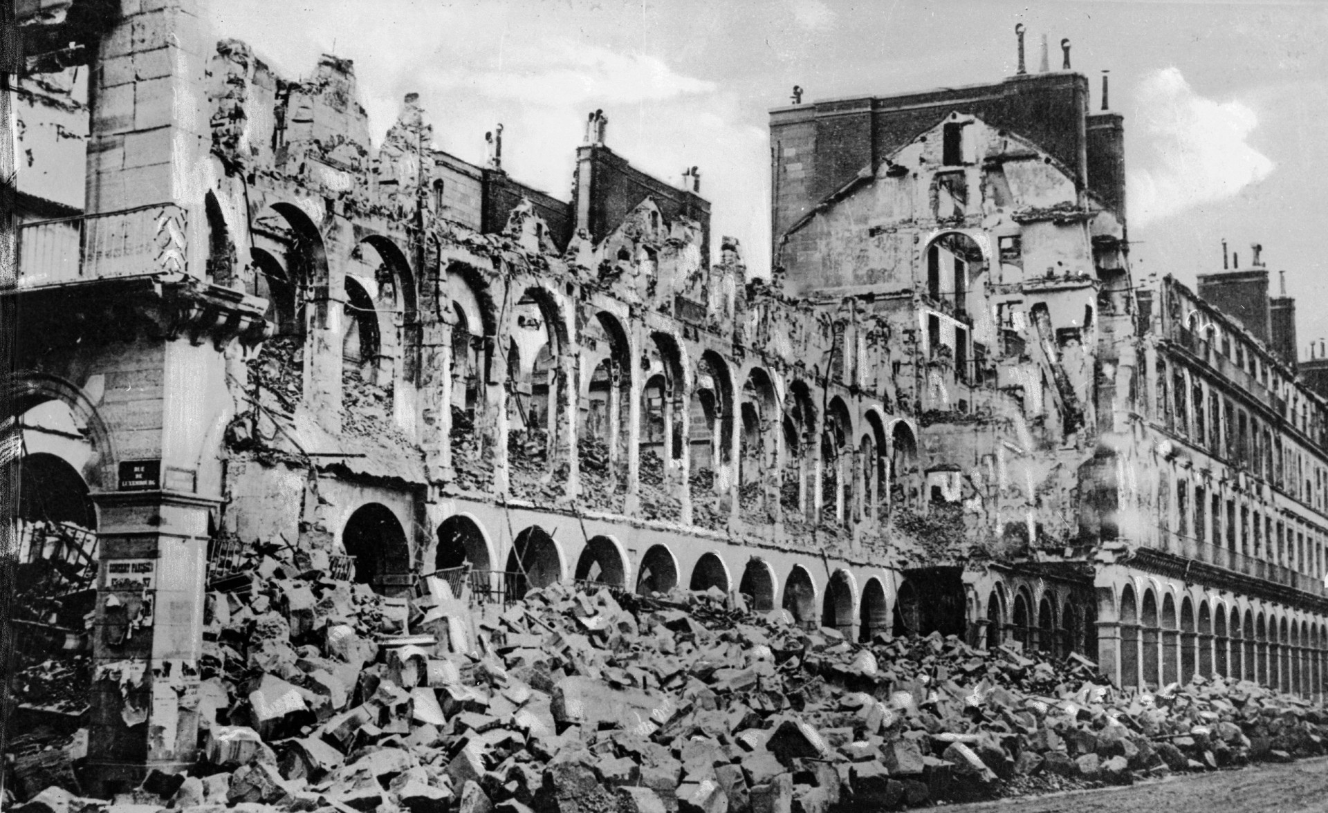 What exactly was the Paris Commune?