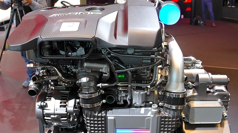 5 Of The Most Powerful Inline-4 Engines Ever Put In A Car