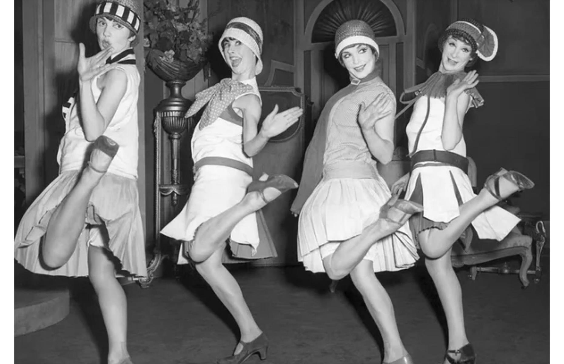 Incredible photos that show the real Roaring Twenties