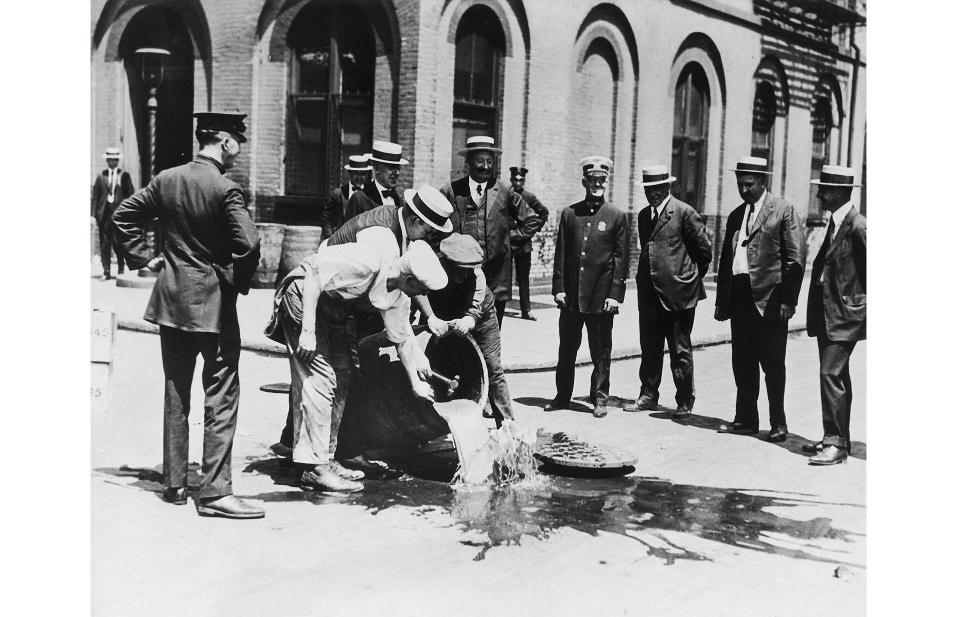 A rare look back at the Roaring Twenties through historic photos