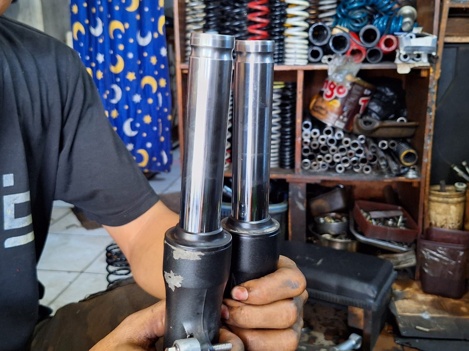Daripada Tekor, Ini Cara Mudah Mencegah Sokbreker Motor Matic Baret