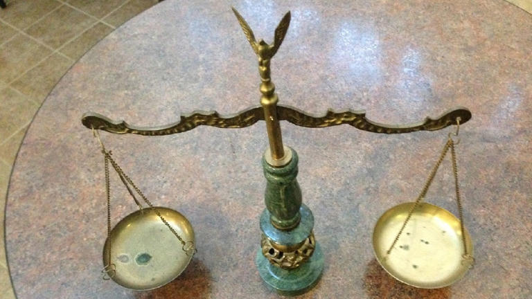 Two Rivers woman faces charges for leaving children in car during nail ...