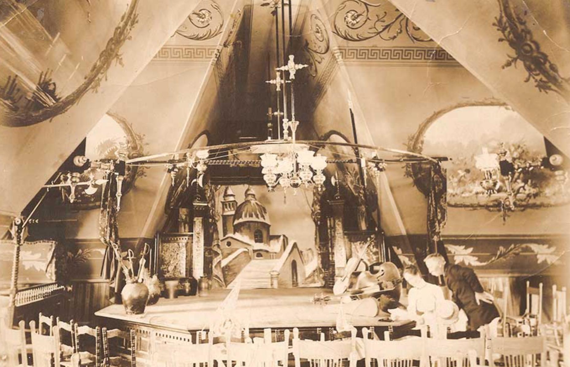 Inside the historic home with 22 eccentric rooms