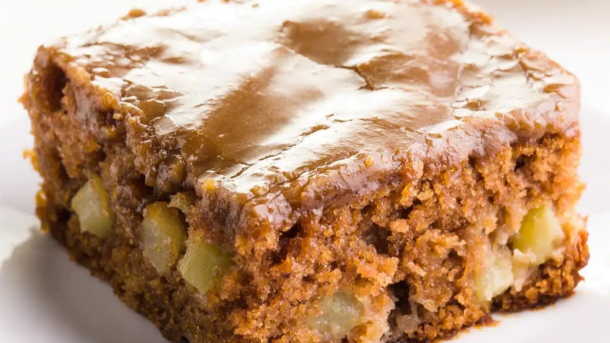 Bake Like It’s 1982: 15 Cakes That Defined a Generation