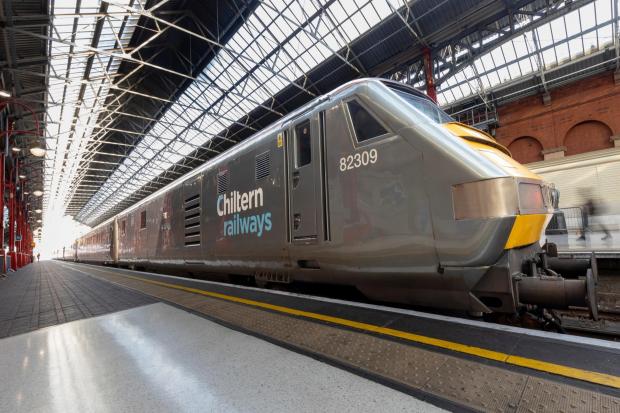 Train delays from Oxford to London due to trespassers on the tracks