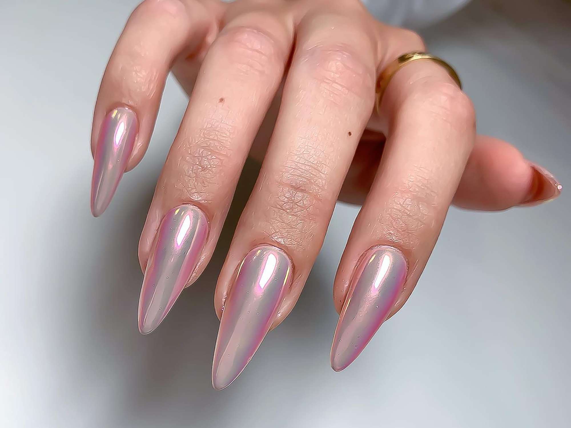 What Is a Solar Manicure? Nail Artists Explain the Technique