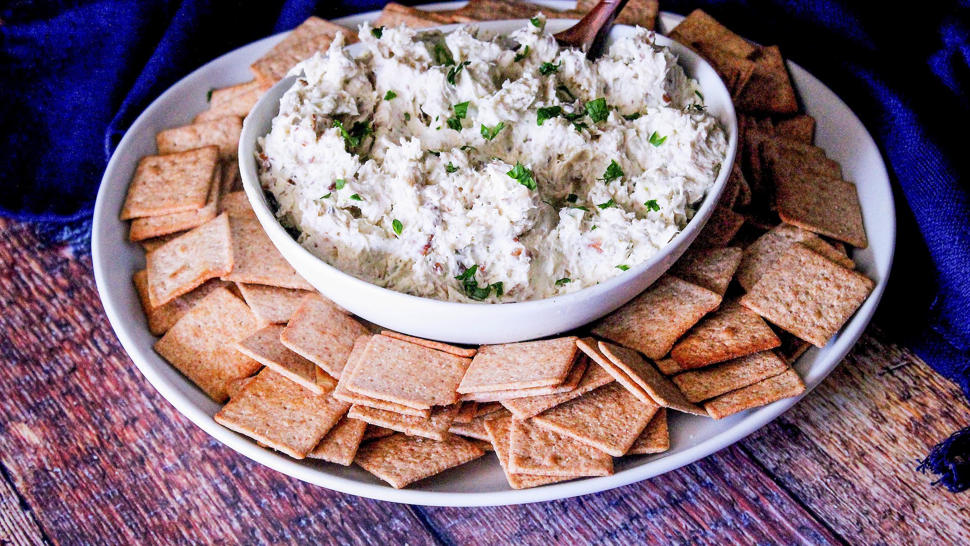 Need a very easy dip for a party? Chicken ranch spread