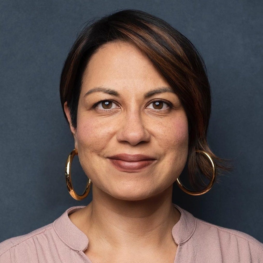 Last Train Out with Ana Parra: Memories without borders