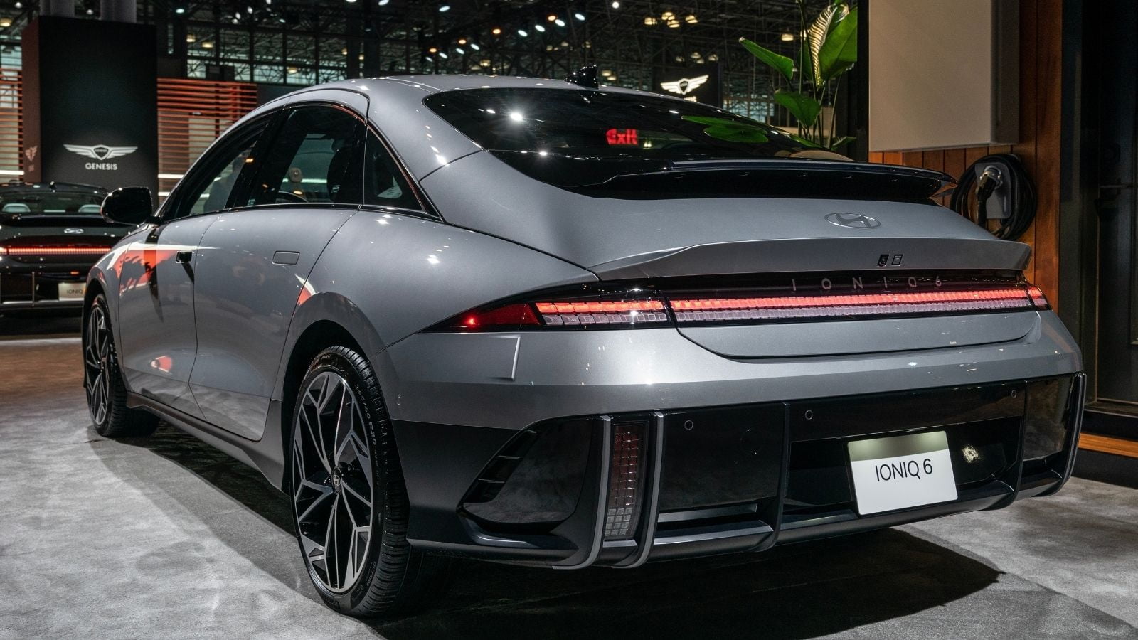 22 Cars That Offer an Unmatched Audio Experience — Concerts on Wheels