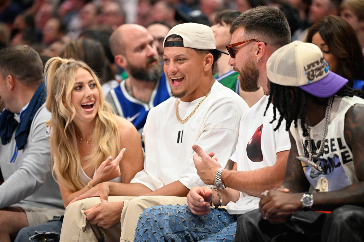 Patrick Mahomes Had Subtle Reaction to Wife Brittany Mahomes' One-Word ... Patrick Mahomes Had Subtle Reaction to Wife Brittany Mahomes' One-Word ...