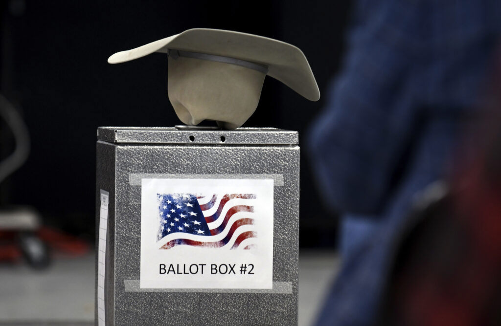 More than 800,000 Tennesseans have cast their ballot More than 800,000 Tennesseans have cast their ballot