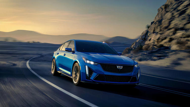 10 Modern Sedans That Are Faster Than Classic Supercars