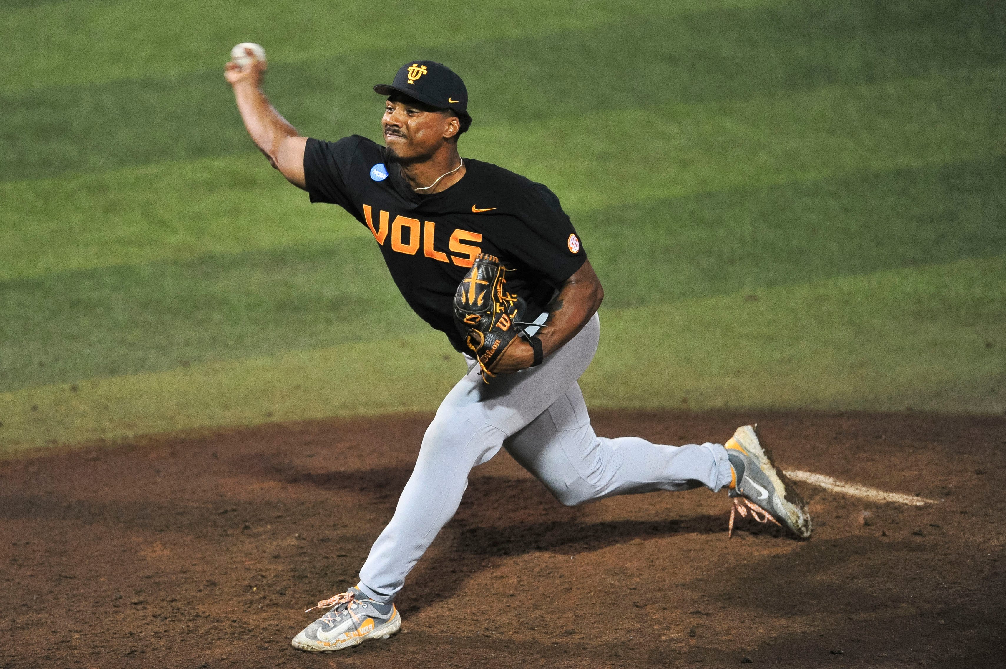 Tony Vitello explains Tennessee baseball pitching plan in SEC ...