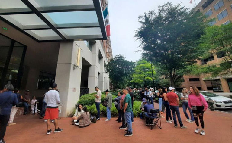 Mexicanos En El Extranjero Emiten Su Voto