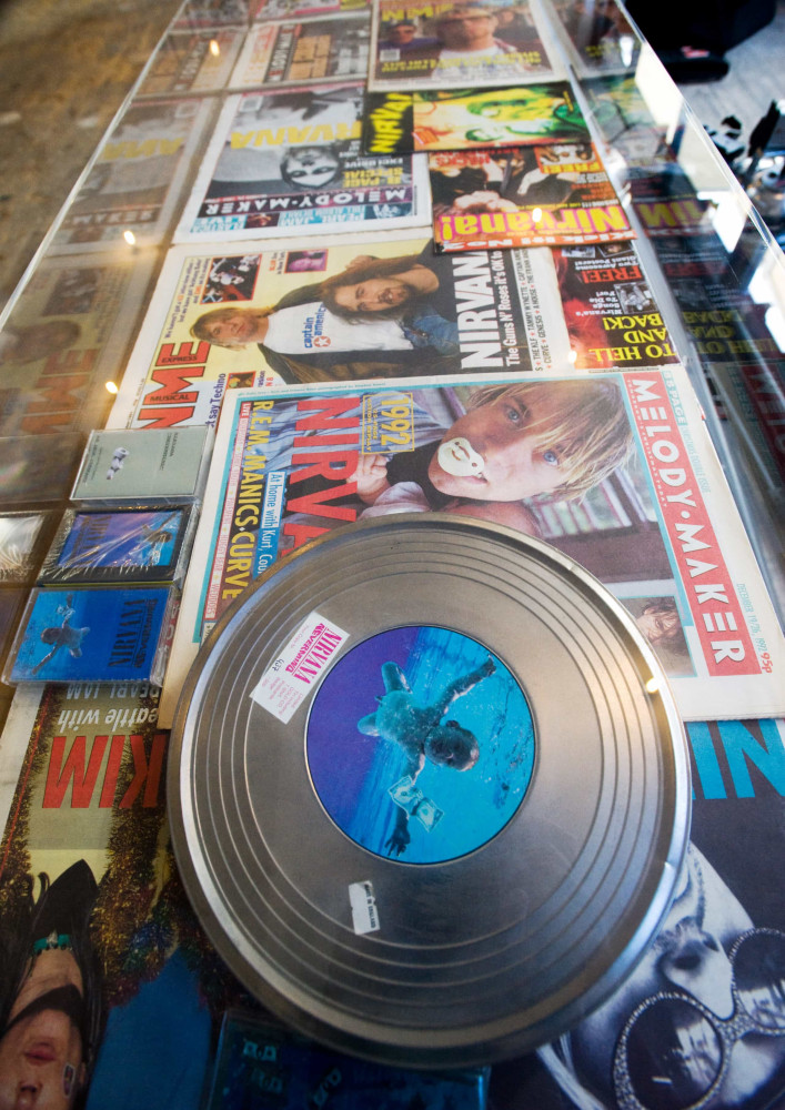 Travel back in time with these fun facts about the 90s