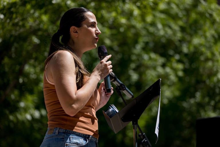 Union-backed candidates sweep EPISD board races amid low turnout ...