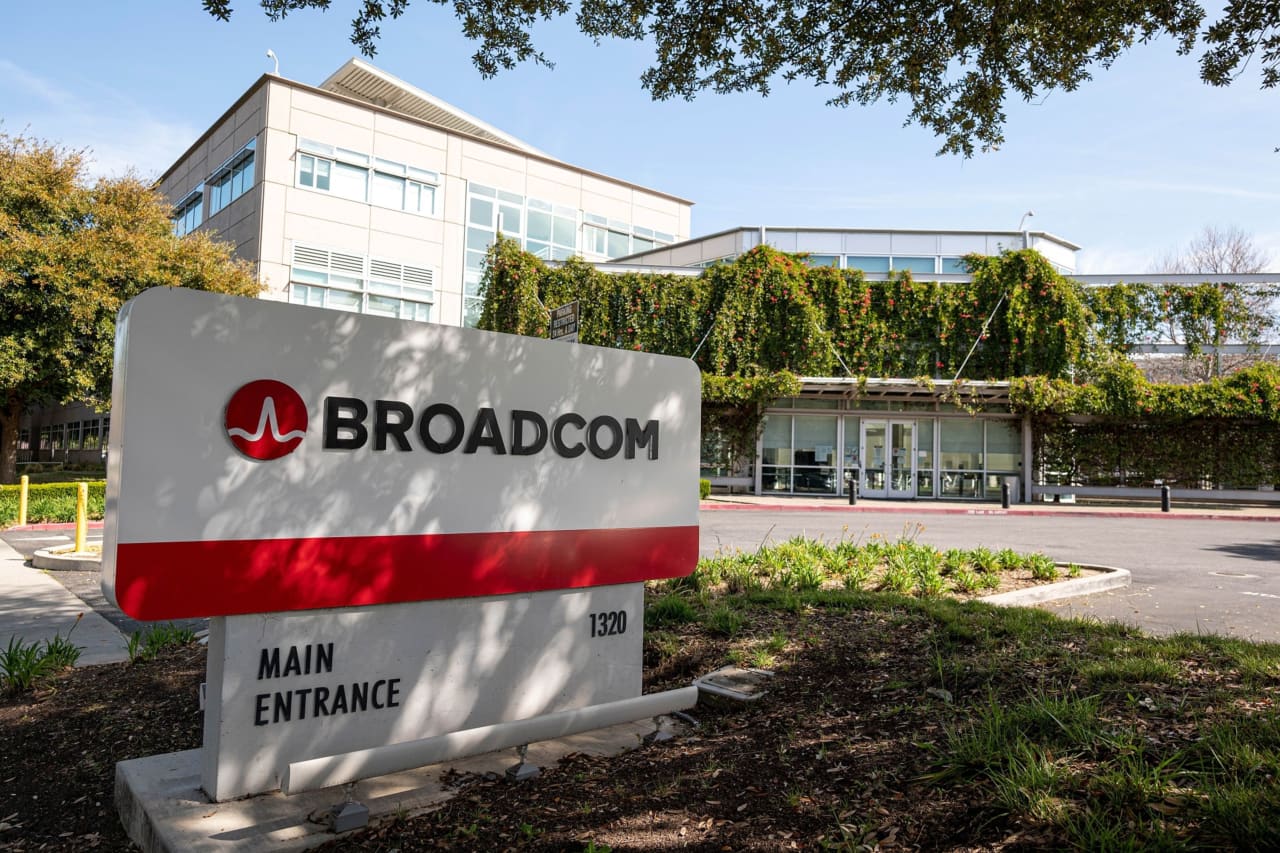 Broadcom Stock Gains. Why the AI Chip Maker Got a Boost From Meta.