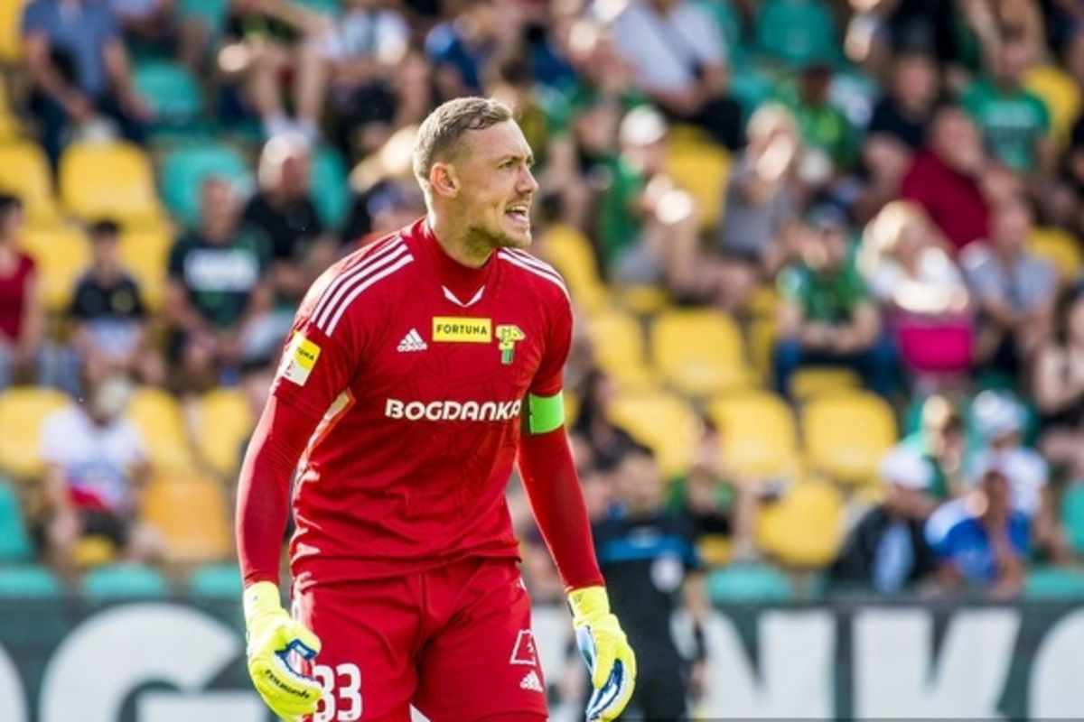 Hitowy transfer w I lidze. Uprzedzilli kluby z PKO Ekstraklasy Hitowy transfer w I lidze. Uprzedzilli kluby z PKO Ekstraklasy