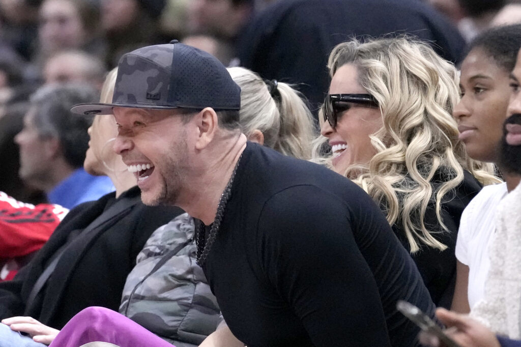 RFK Jr. thanks Donnie Wahlberg and Jenny McCarthy for video endorsement RFK Jr. thanks Donnie Wahlberg and Jenny McCarthy for video endorsement