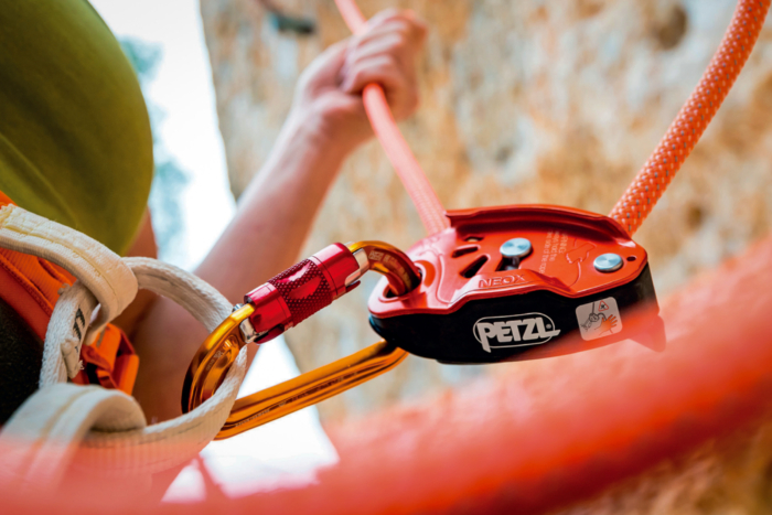 The Best Assisted Braking Device for Lead Belaying: Petzl NEOX Long ...