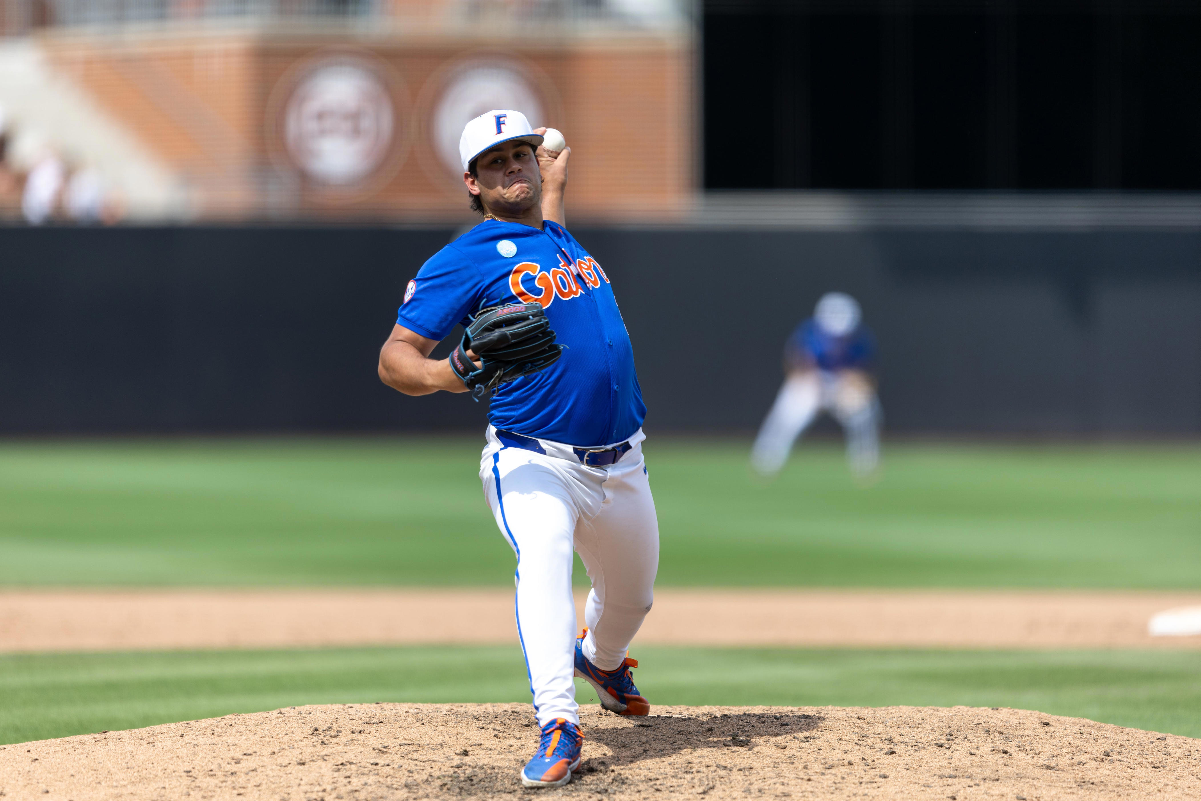 Florida baseball wins second straight against Dayton via run rule, wins ... Florida baseball wins second straight against Dayton via run rule, wins ...