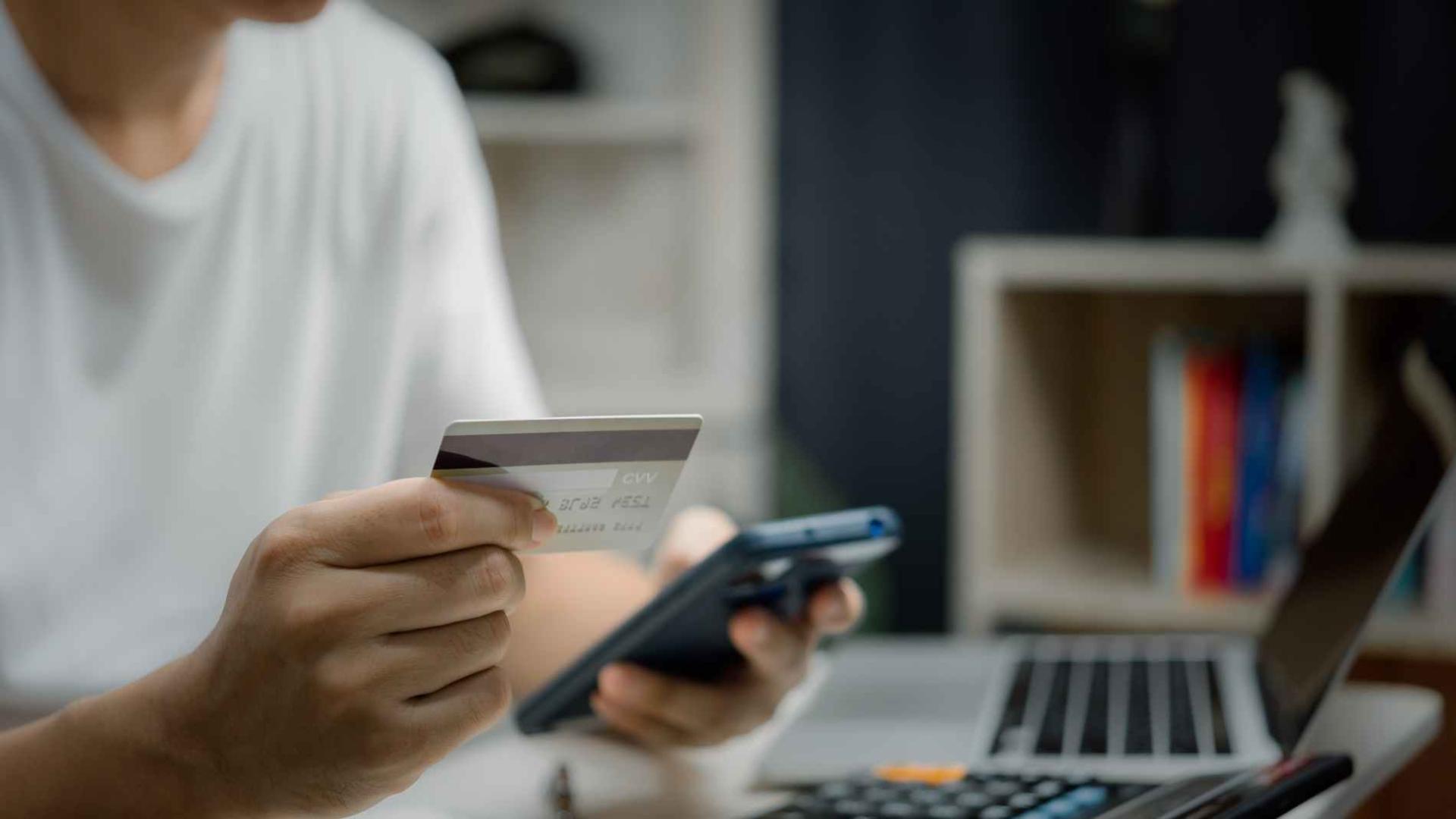 Cuánto dinero puedo dar a un familiar sin pagar impuestos: el límite en ...