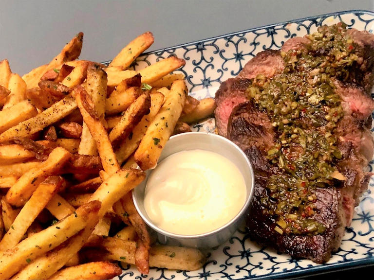 Ring in 2025 with a chill at Austin's Barton Springs Polar Bear Plunge ...