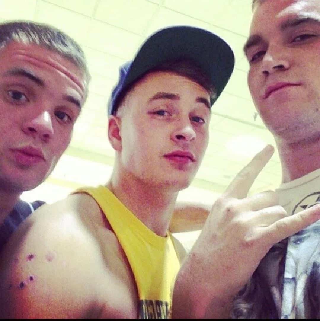 40 "Blunder Years" Pictures Millennials And GenXers Shared Of Their ...