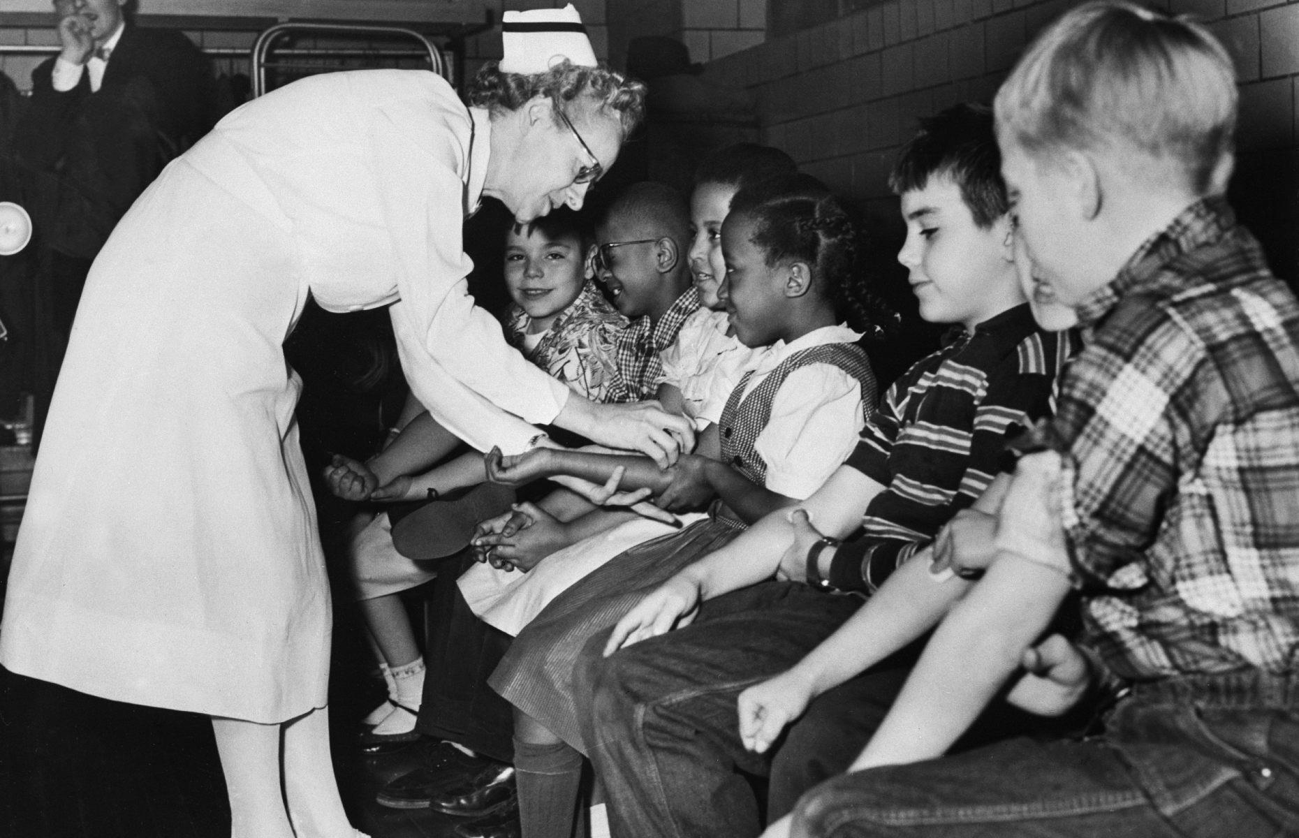 Photos of 1950s America that show a decade of prosperity, tension