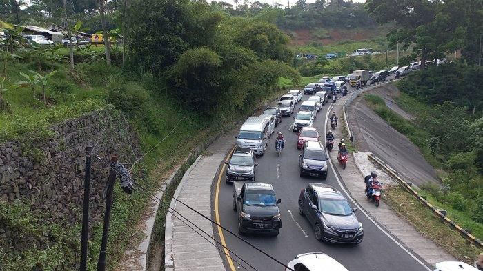 Biar Paham, Ini Arti Marka Kuning Tanpa Putus di Satu Sisi Jalan Saja Biar Paham, Ini Arti Marka Kuning Tanpa Putus di Satu Sisi Jalan Saja