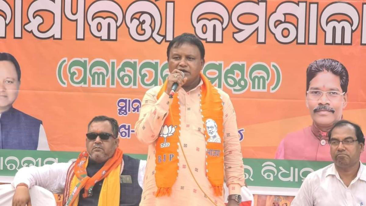 Mohan Charan Majhi Oath Ceremony 2024 Live: CM-designate Majhi meets ... Mohan Charan Majhi Oath Ceremony 2024 Live: CM-designate Majhi meets ...