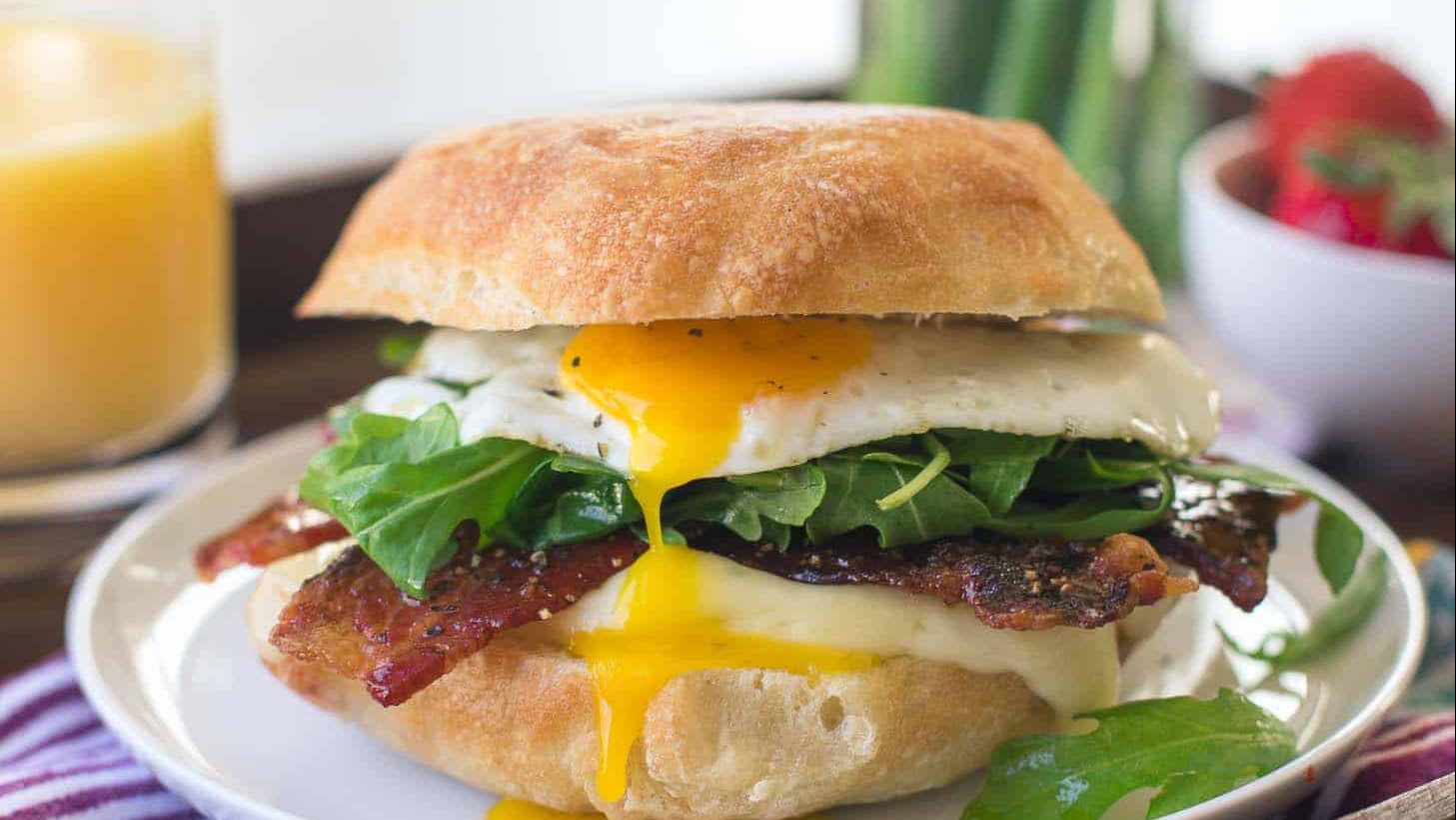 10 breakfast sandwiches worth setting an early alarm for