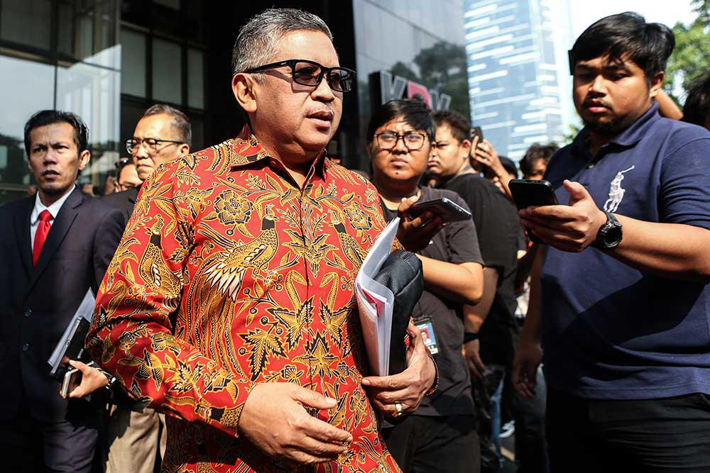 PDIP Laporkan Penyidik KPK yang Sita Barang Staf Hasto ke Mabes Polri ... PDIP Laporkan Penyidik KPK yang Sita Barang Staf Hasto ke Mabes Polri ...