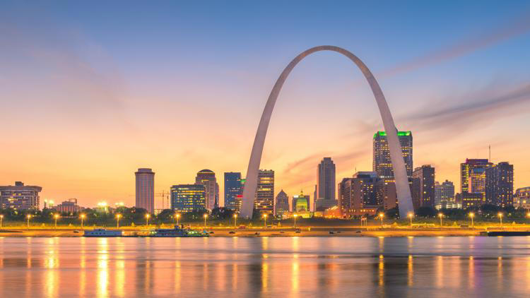 St. Louis population grew in 2024 thanks to international migration, U ...