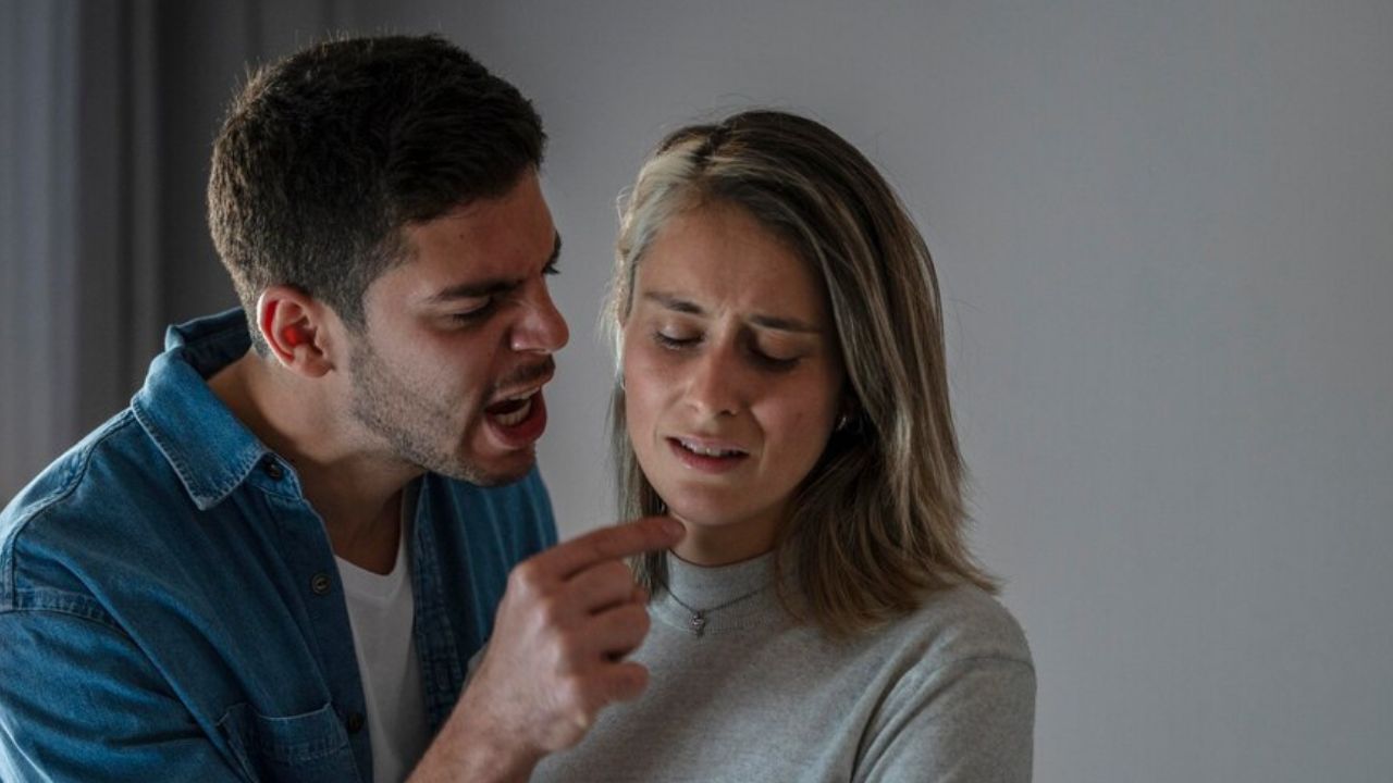 50 Biggest Turn-offs in a Relationship That Can Negatively Affect It