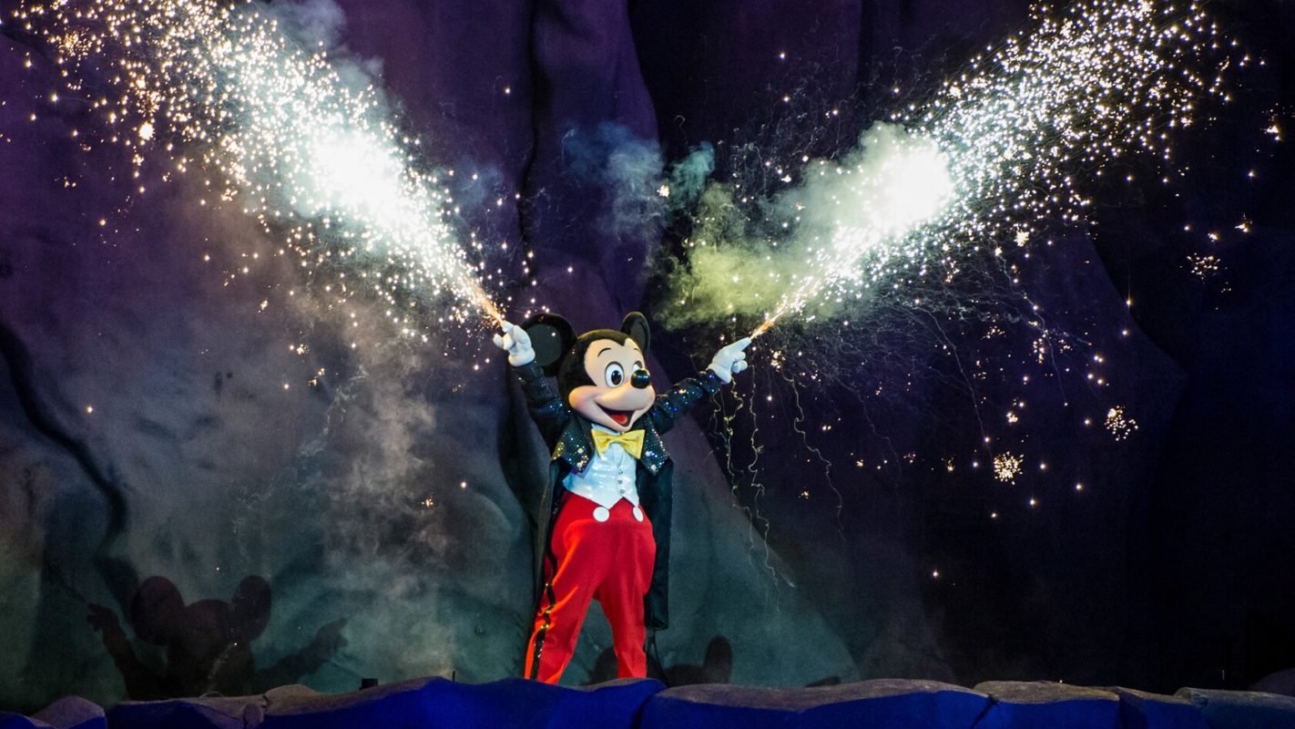 Walt Disney World Adds Extra 'Fantasmic!' Showings for Spring Break 2025