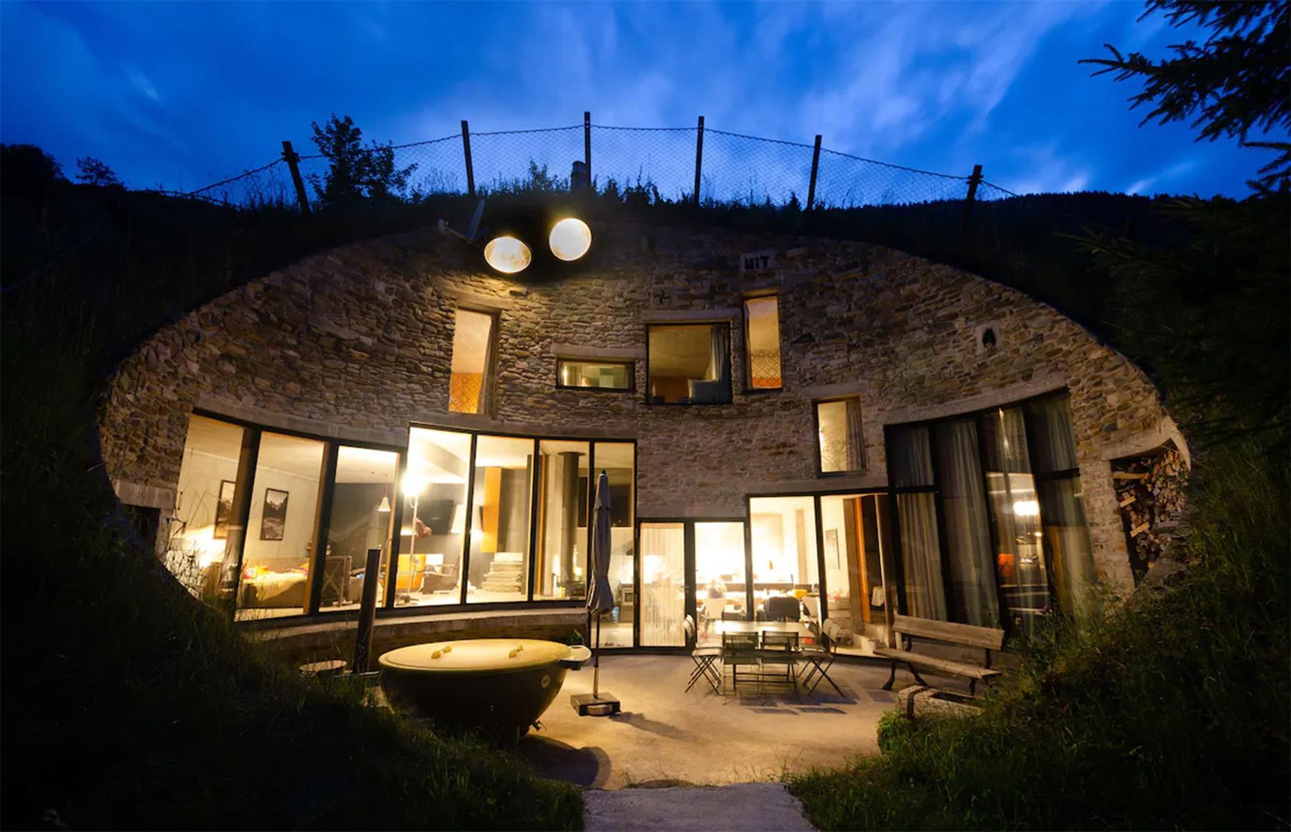 10 of the world's strongest disaster-proof homes