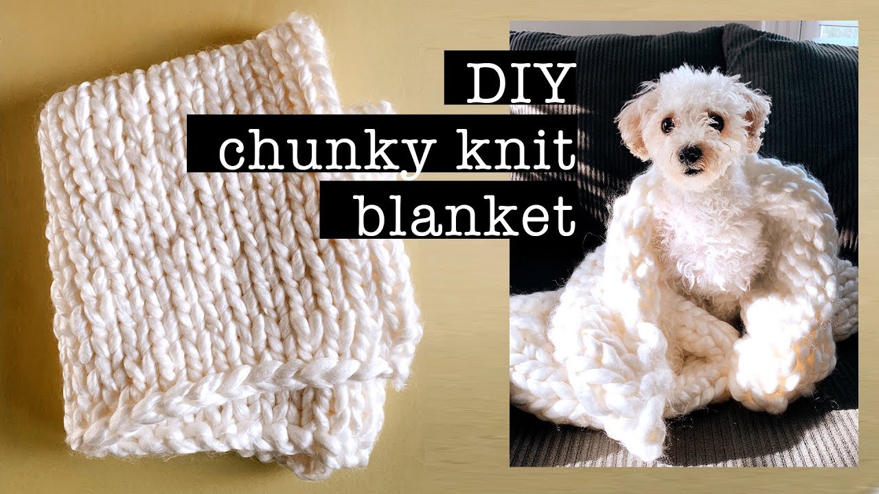 Chunky knit blanket DIY for cozy and affordable fall decorating