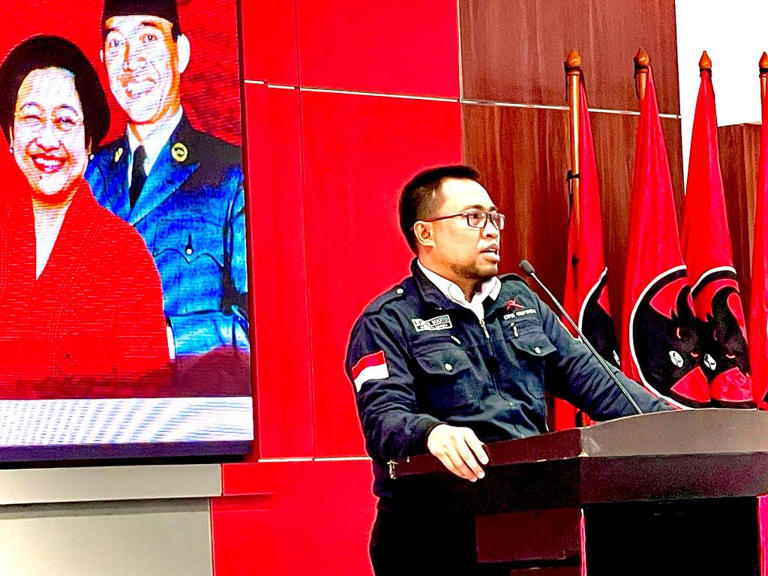 Pernyataan Effendi Setelah Bertemu Jokowi Dianggap Upaya Merongrong PDIP Pernyataan Effendi Setelah Bertemu Jokowi Dianggap Upaya Merongrong PDIP