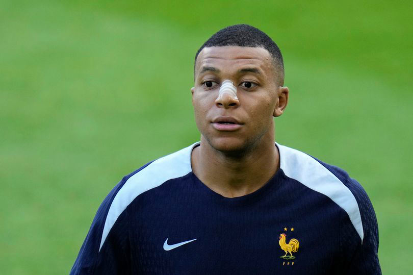 Kylian Mbappe transfer could green light Liverpool move as 'perfect ... Kylian Mbappe transfer could green light Liverpool move as 'perfect ...